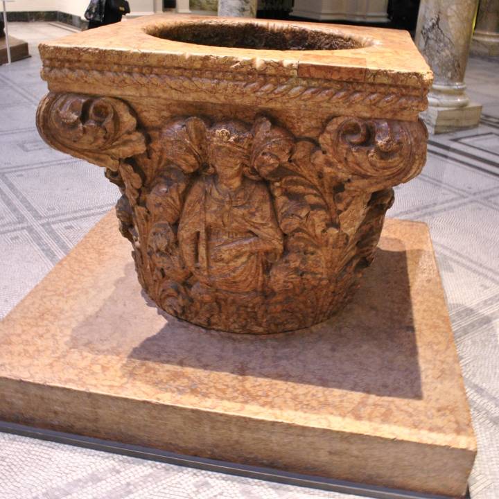 3D Printable Well Head by Victoria and Albert Museum, London