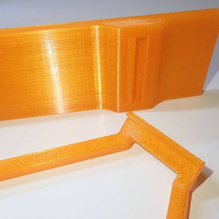 3D Printable Book / painting stand by Patrik Rosén