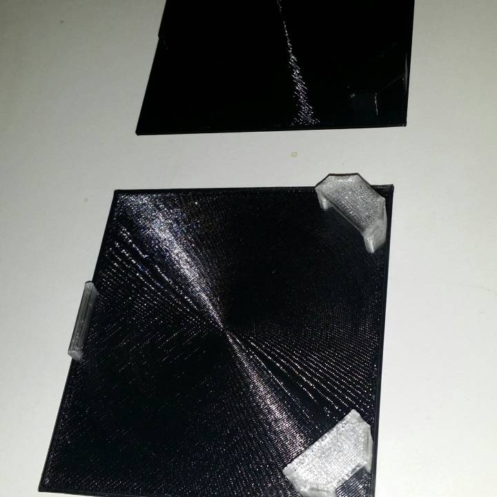 3D Printable Game Gear adapter plate by Philippe Trottier