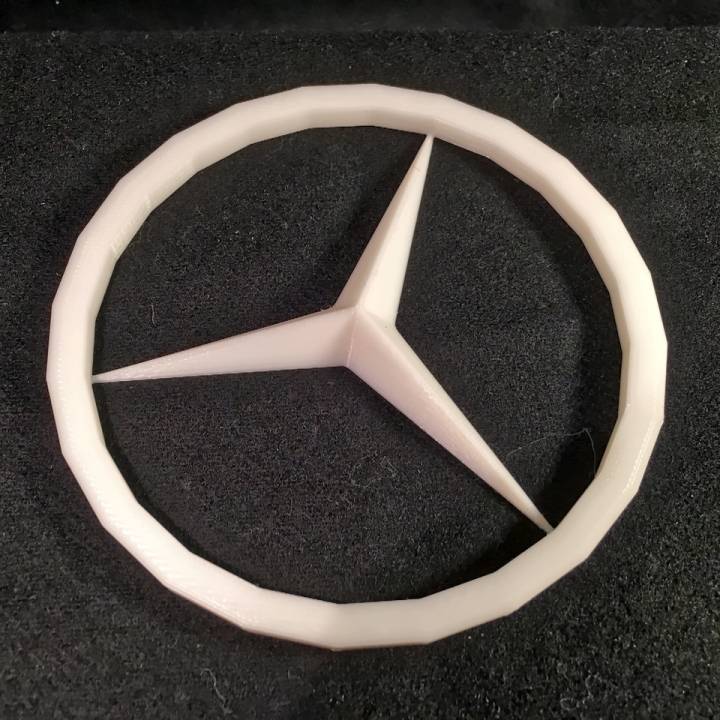3D Printable mercedes by finlay marshall