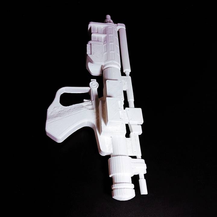 3D Printable BAW E5 Blaster Rifle (fanmade) by Nicholas Martinez