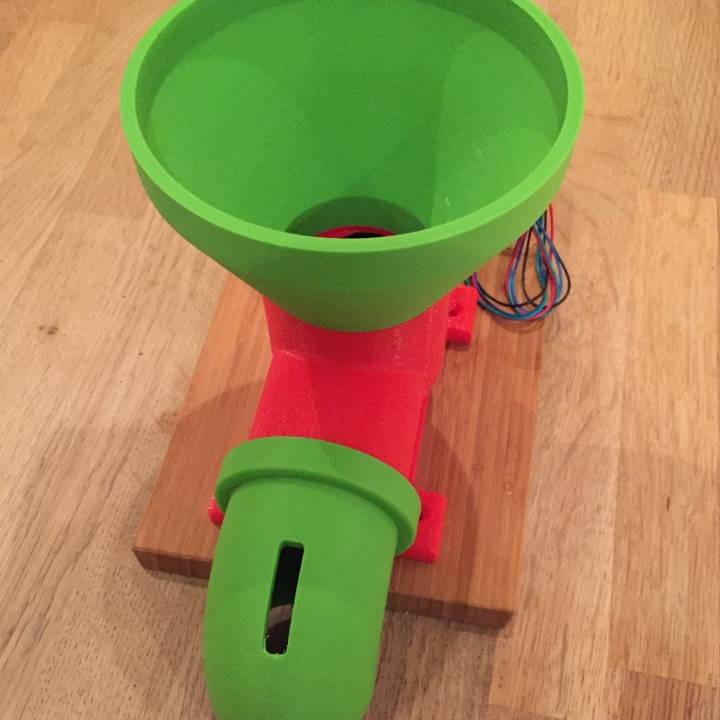 3D Printable Pet Feeder (Auger based) by Mark McKillen