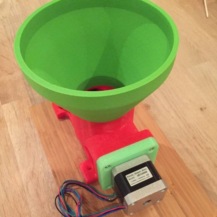 3D Printable Pet Feeder (Auger based) by Mark McKillen