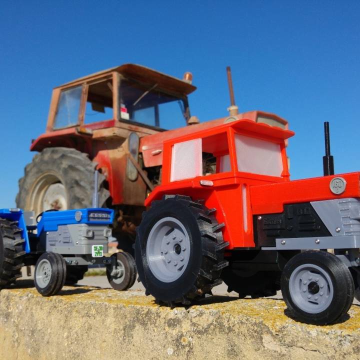 3D Printable OpenRC Tractor cabin by makit