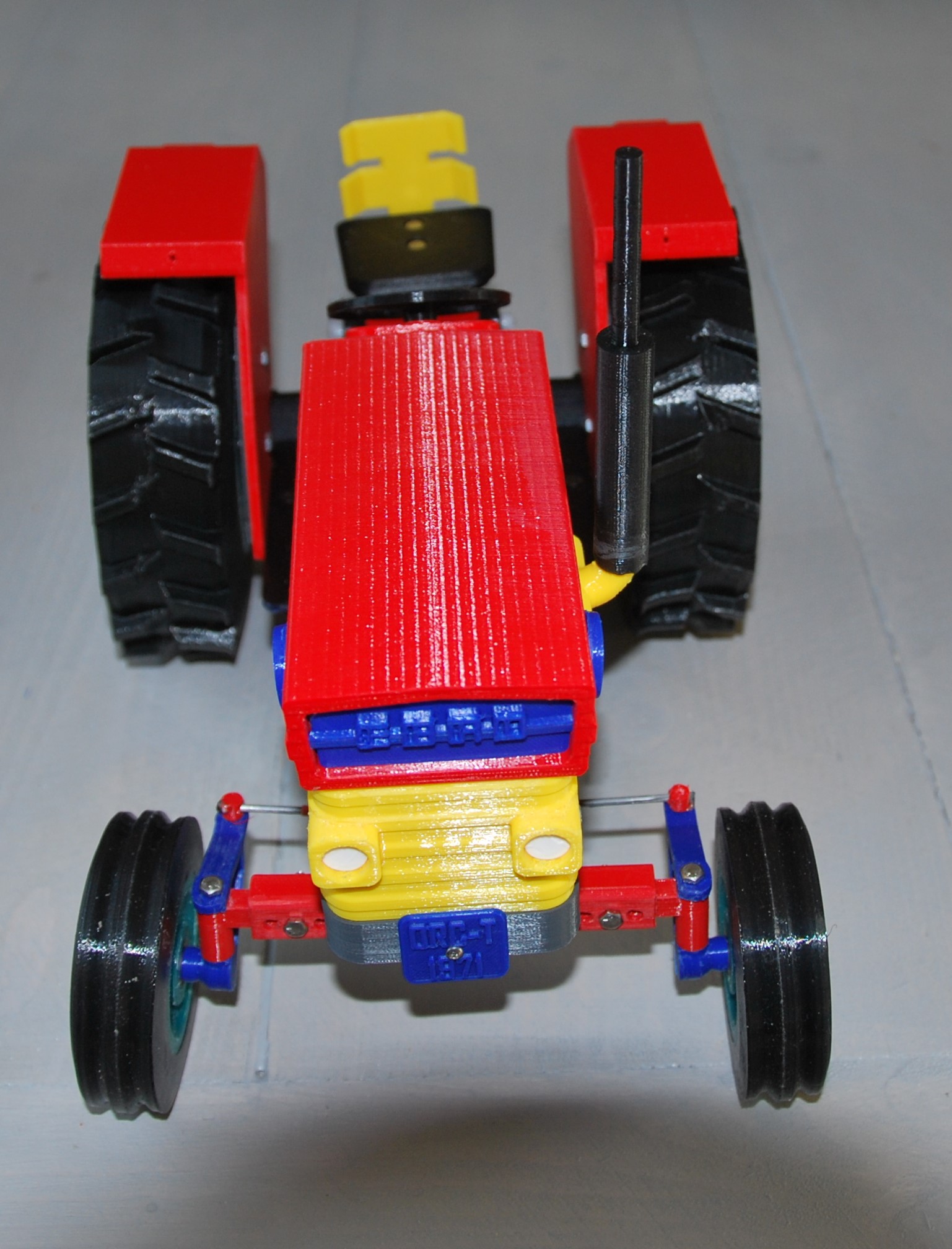 3D Printable OpenRC Tractor cabin by makit