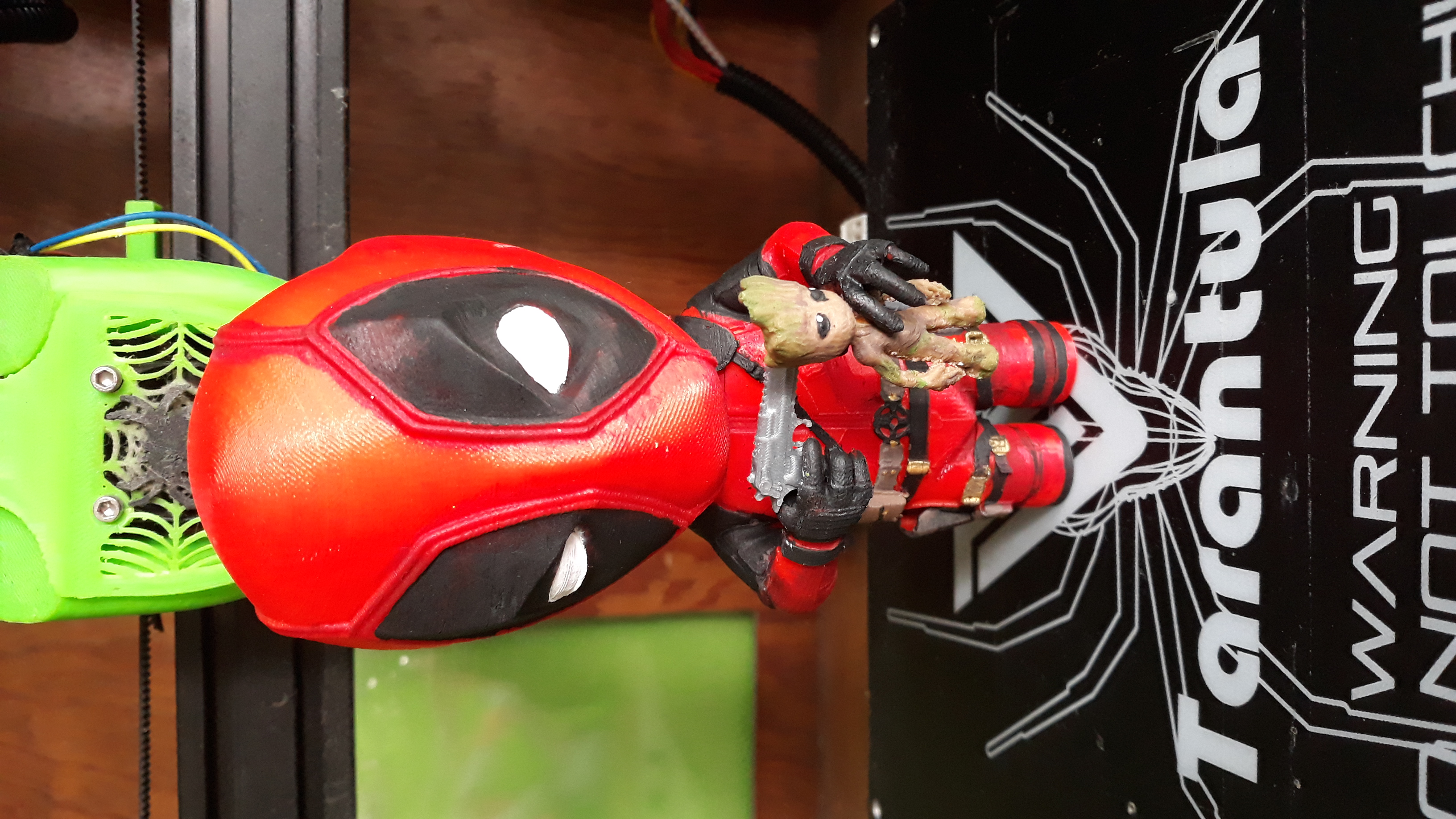 3D Printable Deadpool vs Groot by Ben-3D