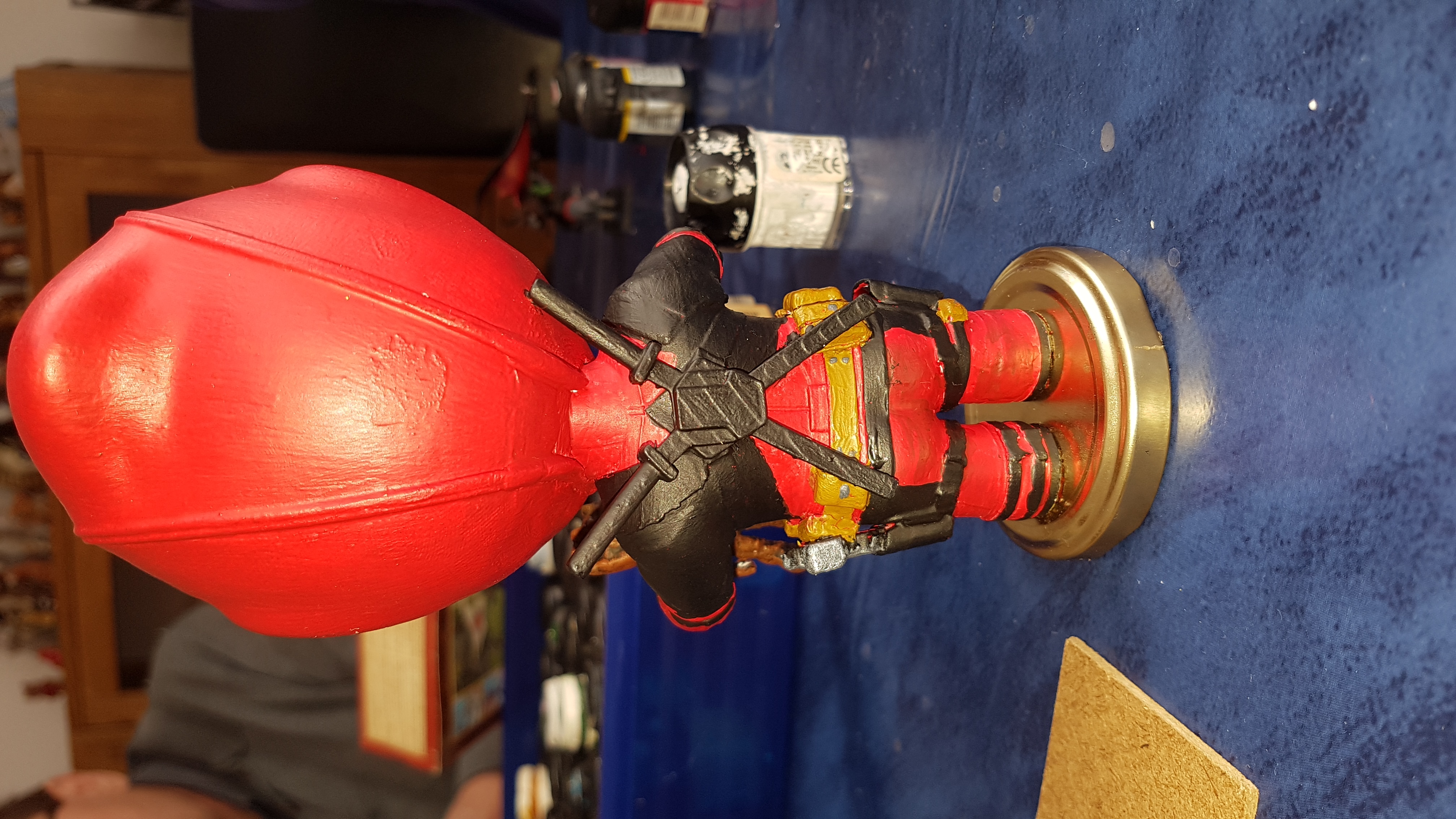 3D Printable Deadpool vs Groot by Ben-3D