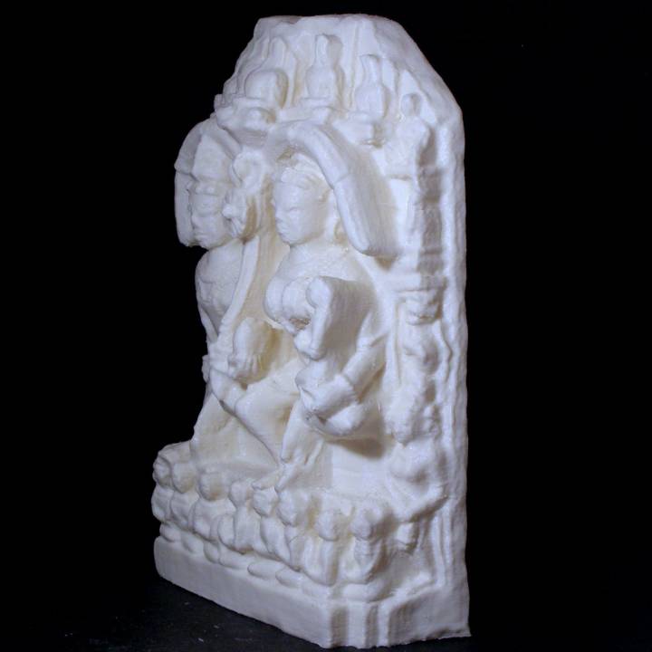 3D Printable Sitting Jain Yashka and Yakshini by Scan The World