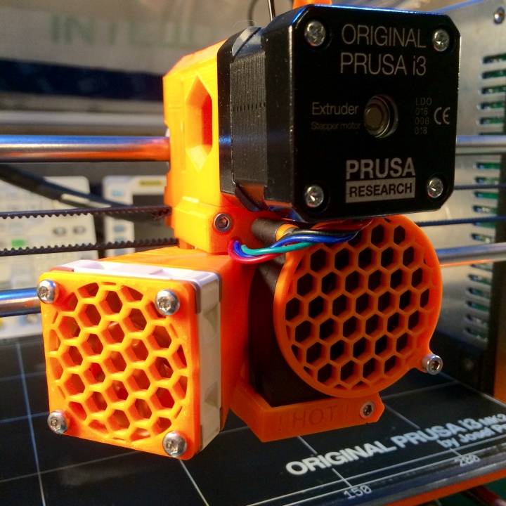 3D Printable Noctua fan cover 40mmx40mm for Prusa I3 MK2 by Wolfgang ...