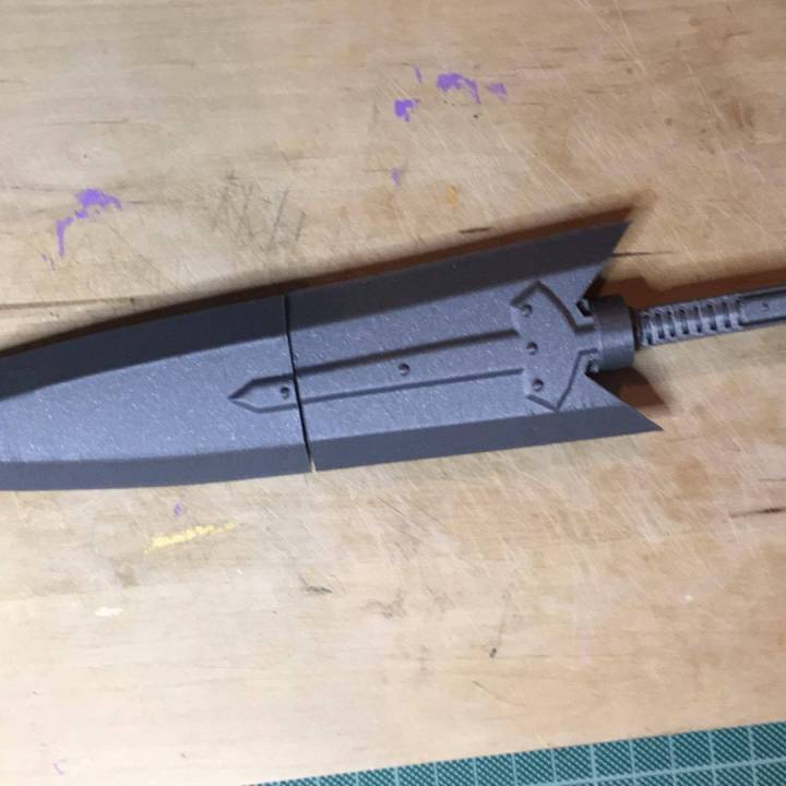 3D Printable Monster Hunter Iron Sword by Fotis Mint Studios