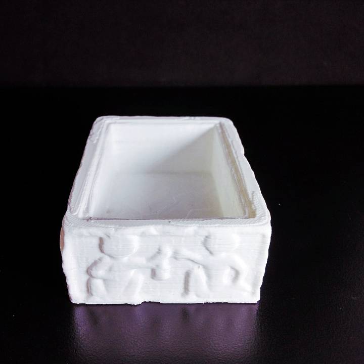 3D Printable Box shaped basin by Caz Egelie