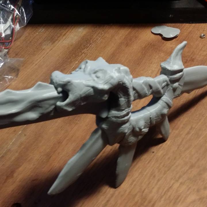 3D Printable Dual blades reimagined by Collin Tupper