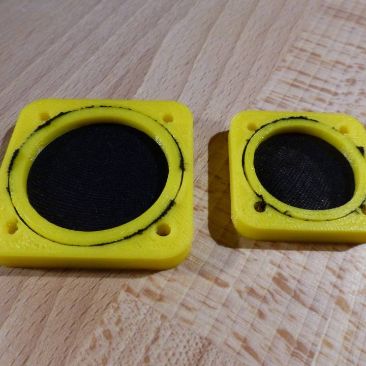 3D Printable Filters For 30mm And 40mm Fans by Florian Riepen