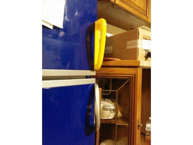 3D Printable Fridge Handle (Nardi Brand And Others) by Stefano X.
