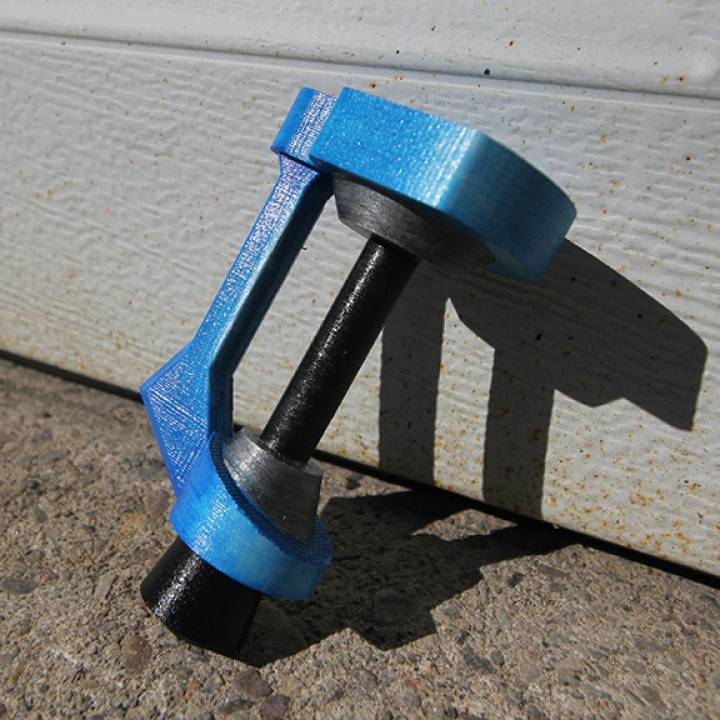 3D Printable Monster Hunter Sword & Shield by Brandon Mott