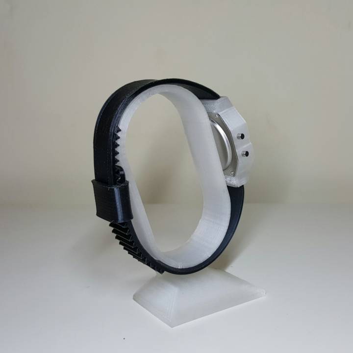 3D Printable SPORTS WATCH by giek2000