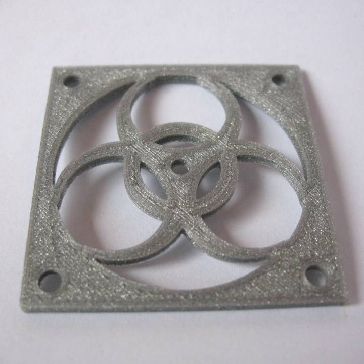 3D Printable Biohazard Fan Protector 40mm/50mm by F. Javier B. Cabanillas