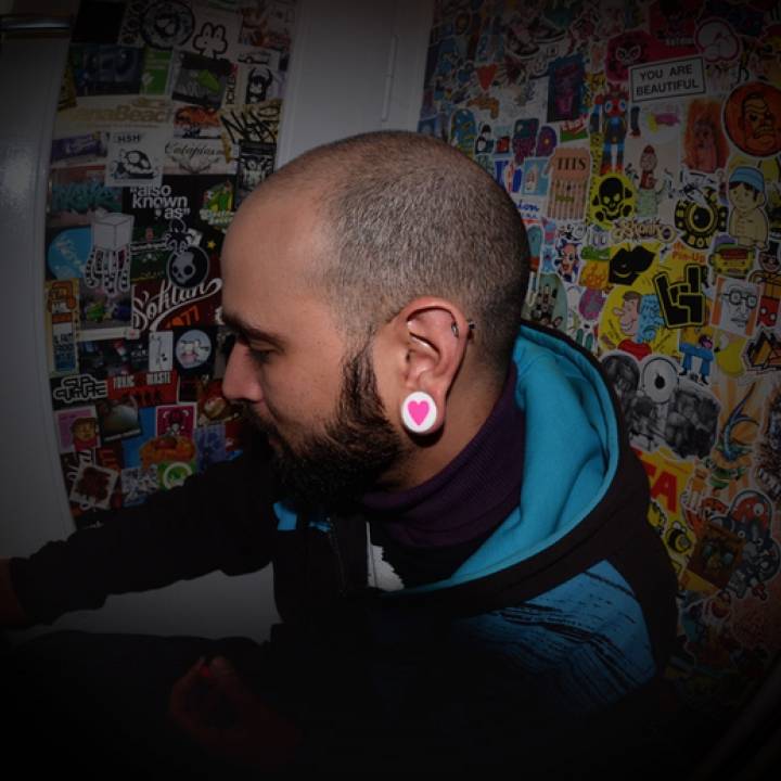 3D Printable Customizable Ear Plug by Sébastien Mischler