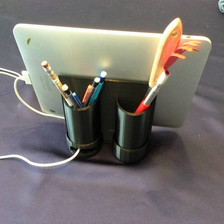 3D Printable Desk Organizer / Tablet holder by Jonathan Maxwell
