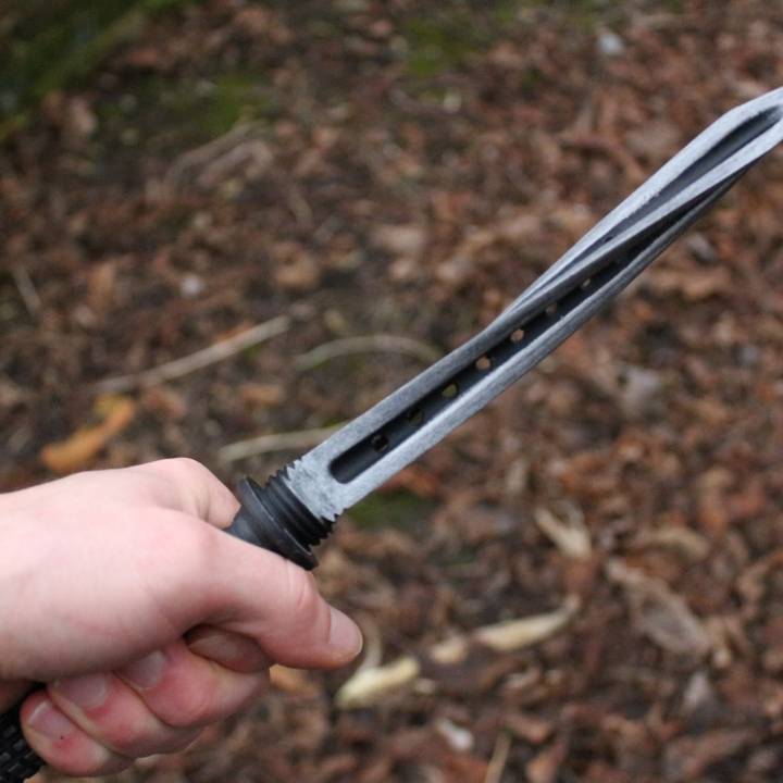 3D Printable Jagdkommando Tri-Edge Dagger by Oeve Geypen