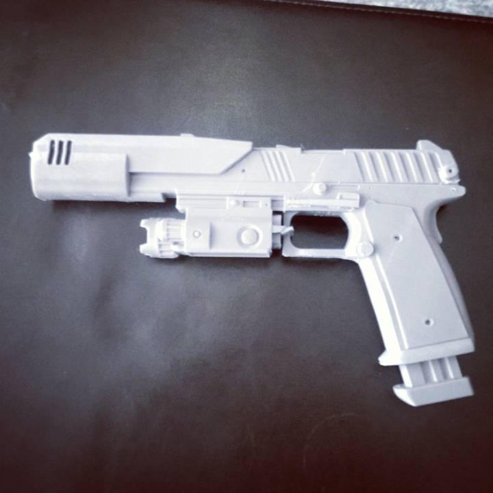 3D Printable Titanfall - Smart Pistol from titanfall 1 by james mcintosh