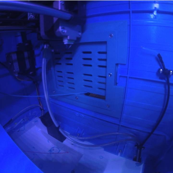 3D Printable FlashForge Inventor Spool holder by Travis Tooley