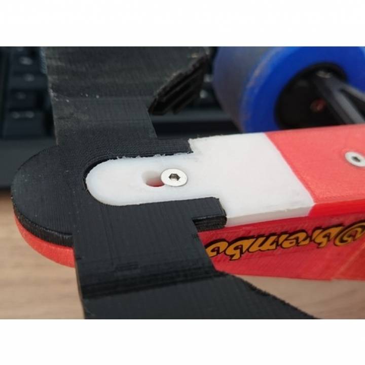 3D Printable OpenRC F1 Front Spoiler Flexible Mount And Stronger ...