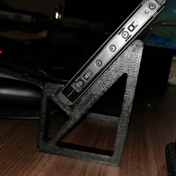 3D Printable Nintendo switch - light holder by Magnus André Schmidt Kvist