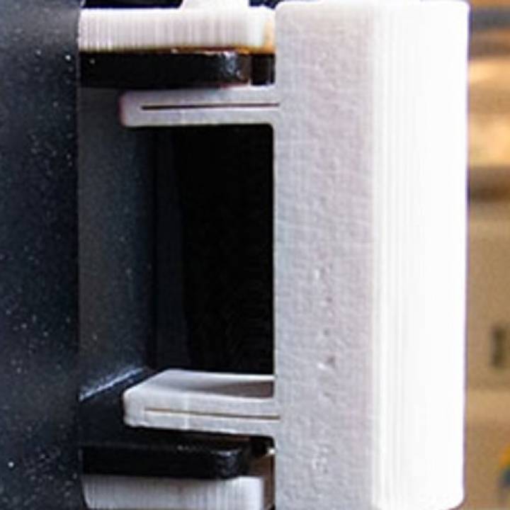 3D Printable Filament Guide Tube Retainer - Replicator 2 by Muzz64