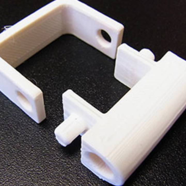 3D Printable Filament Guide Tube Retainer - Replicator 2 by Muzz64