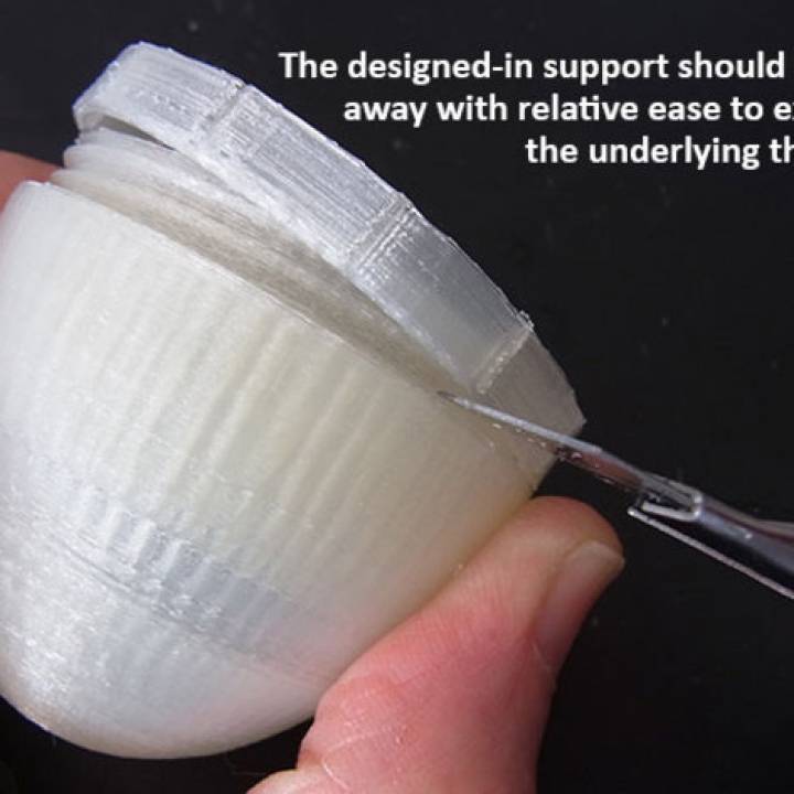 3D Printable Large Easter Egg - Seamleassly screws the two sides ...