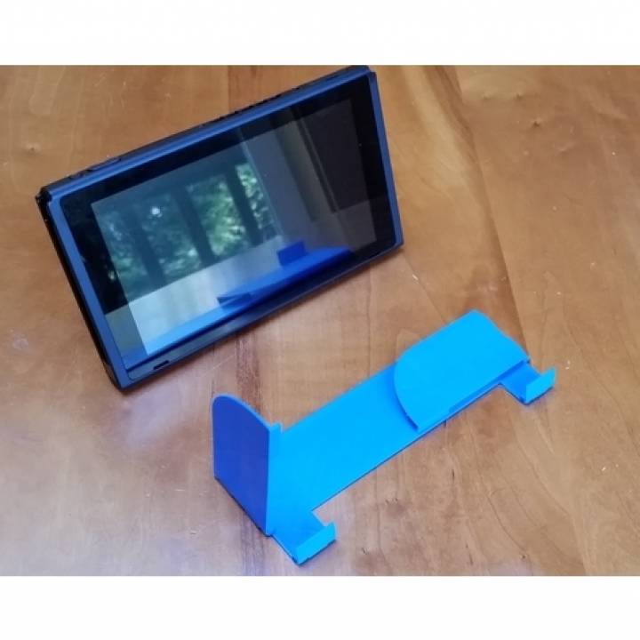 3D Printable Nintendo Switch Flat-Folding Screen Shade by Patrick Gaston
