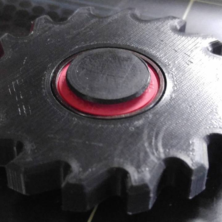 3D Printable Saw Blade Fidget Spinner by Rich Johnson