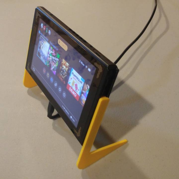 3D Printable Slim Nintendo Switch Stand using the Rails by Sean DeArras