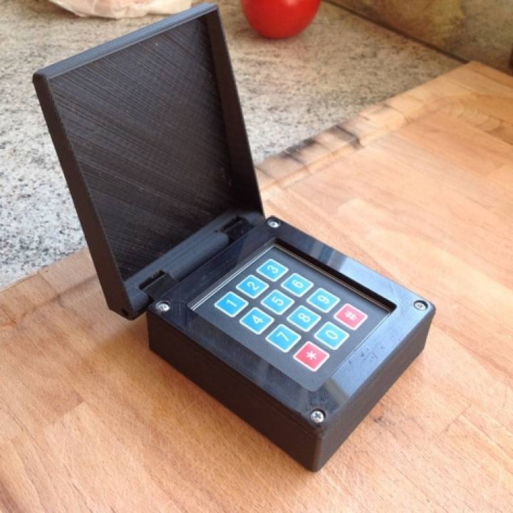 3D Printable Case Keypad by Kris De Voecht