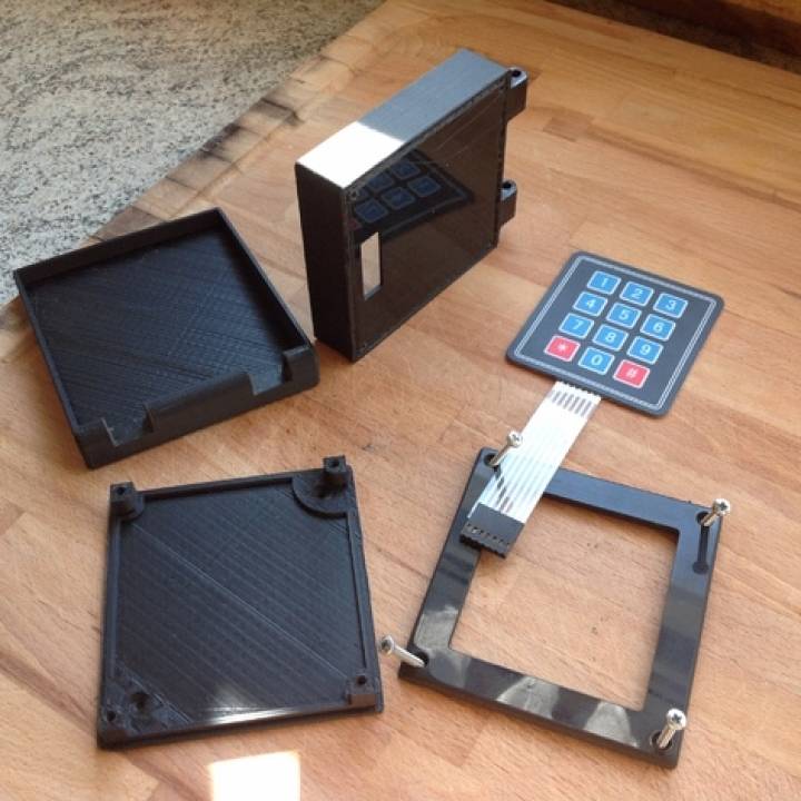 3D Printable Case Keypad by Kris De Voecht