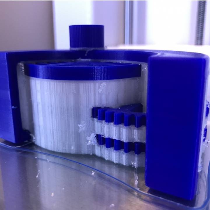 3D Printable PLA / PVA Spring Motor Demonstrator by Greg Zumwalt