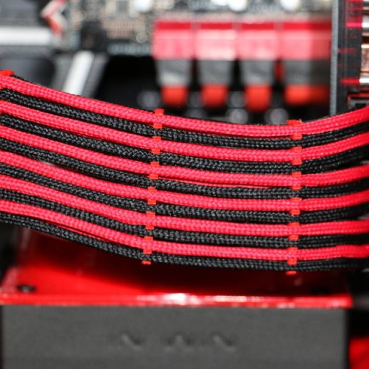 3D Printable Custom Braided Cables Tidy by Richard Evans