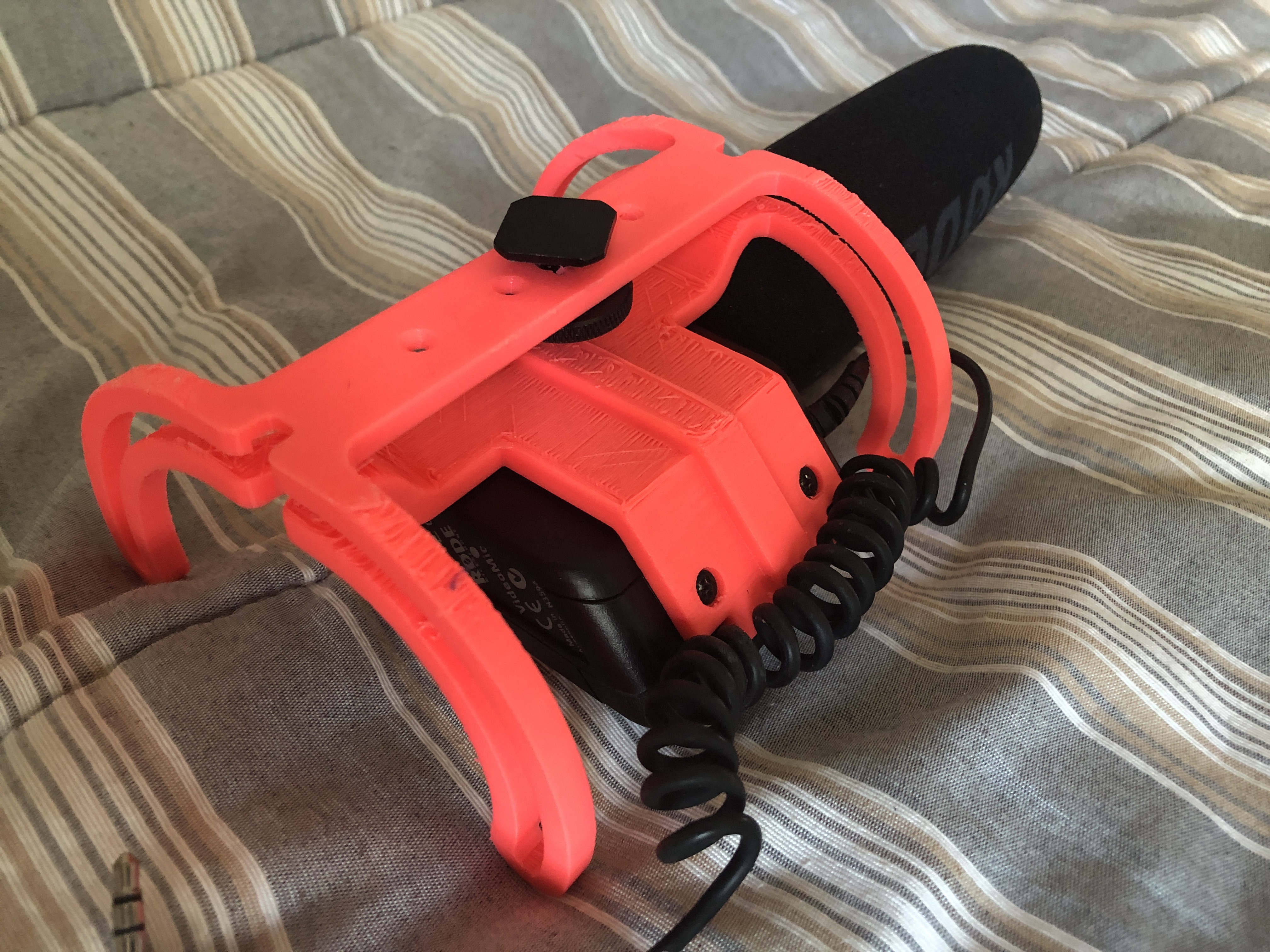 3D Printable Rycote style cradle for classic rode videomic. by james ...