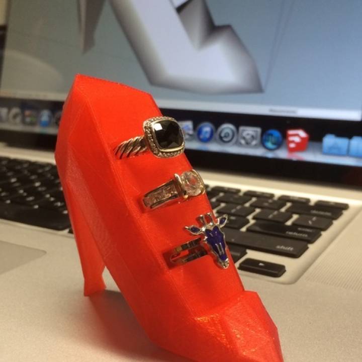 3D Printable Ruby Red Ring Holder Slipper by Greg Zumwalt