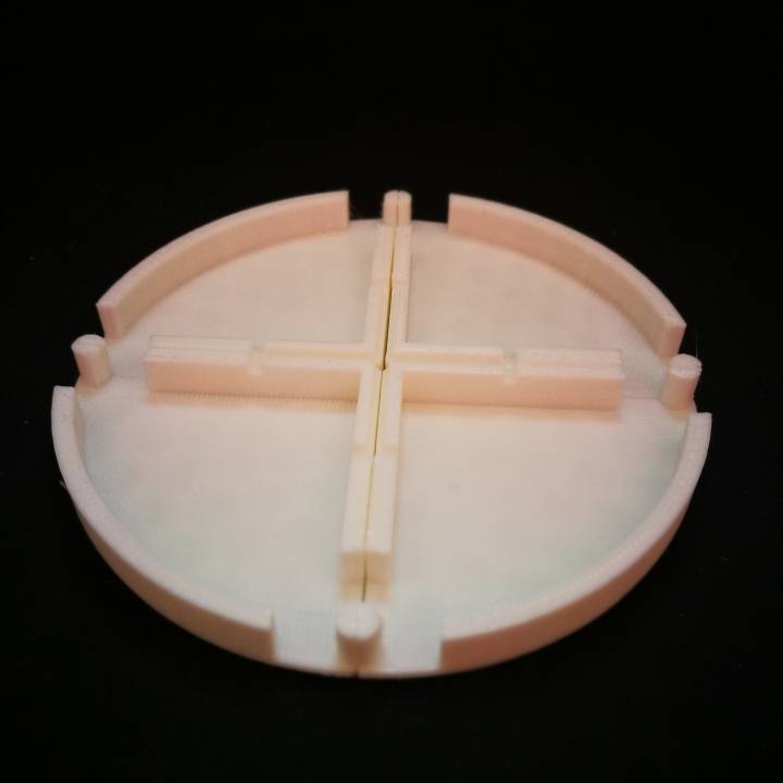 3D Printable Helo model Rocket & Launch Pad (Estes Style) by Mark Fuller