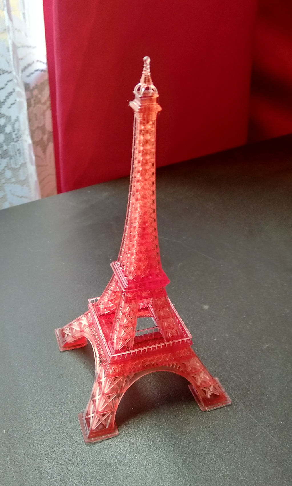 3D Printable Eiffel Tower Model by Roger Peng
