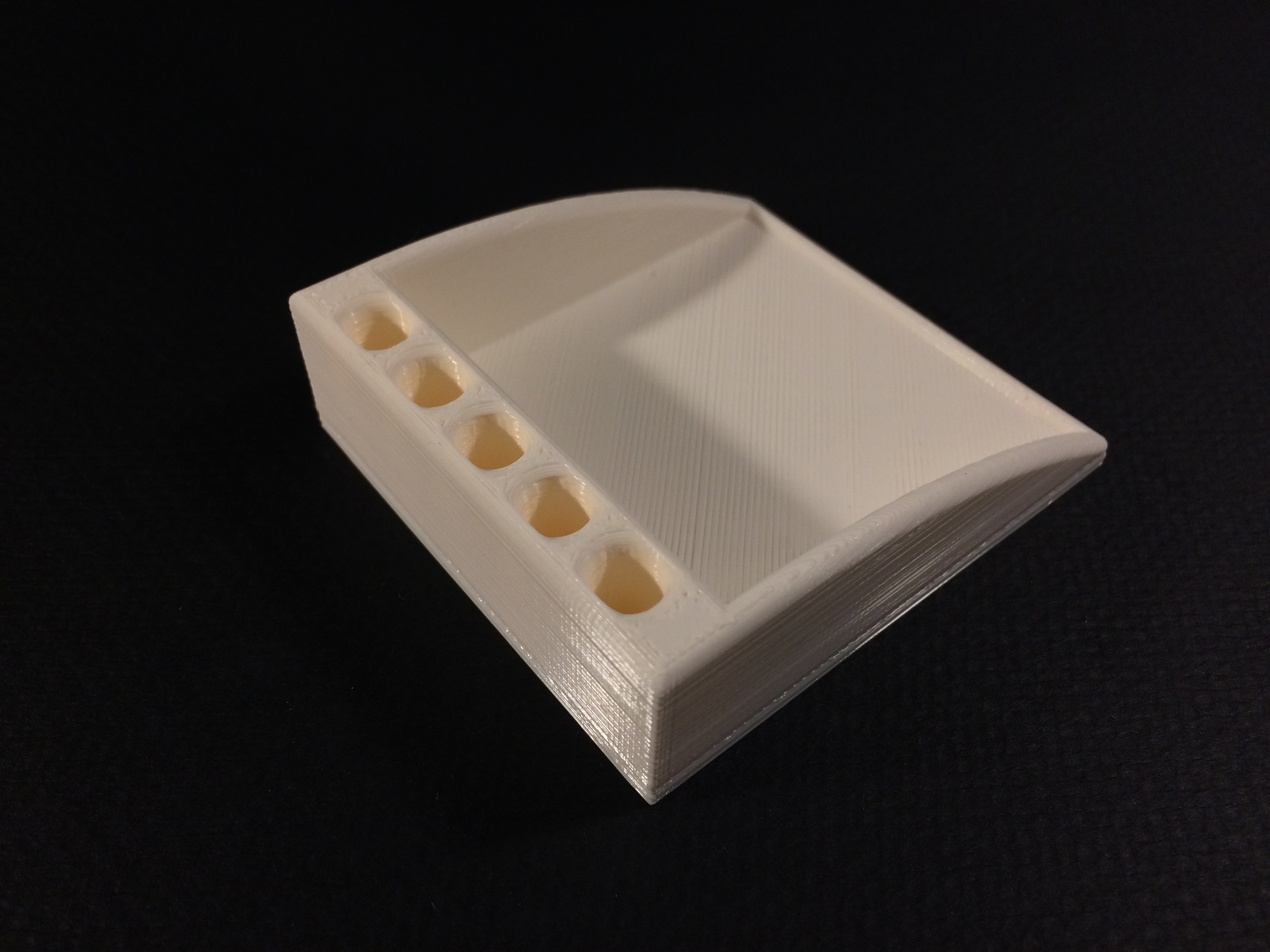 3D Printable POST-IT-NOTE STATION by Mark Fuller