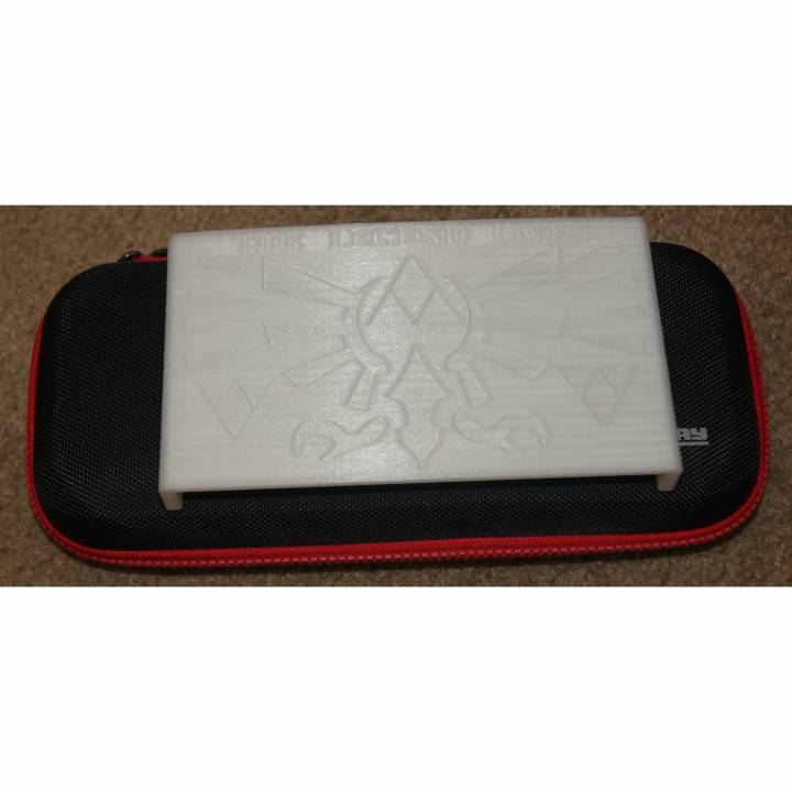 3D Printable Nintendo Switch Zelda inspired half case Screen Defender ...
