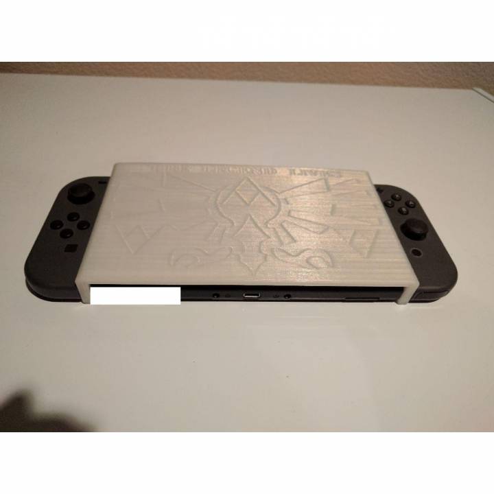 3D Printable Nintendo Switch Zelda inspired half case Screen Defender ...