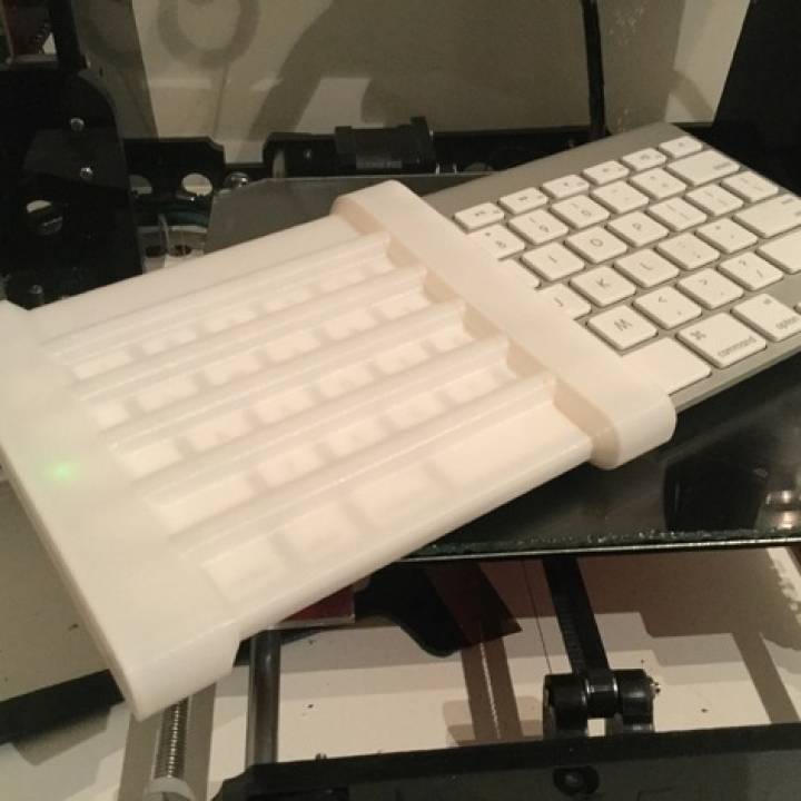 3D Printable Apple Wireless Keyboard case by Gerry Bertrand