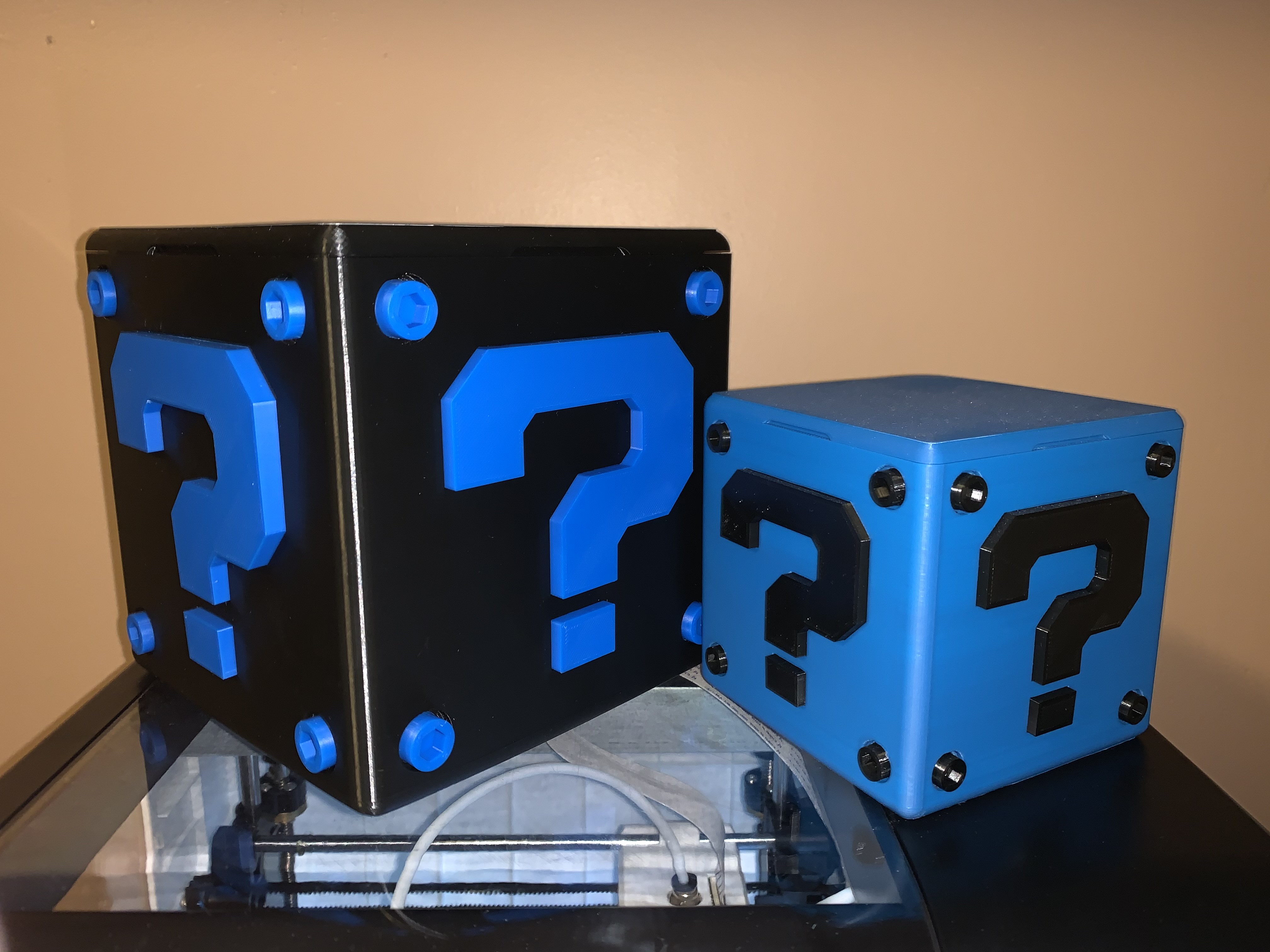 3D Printable Mario box by 3D-IN