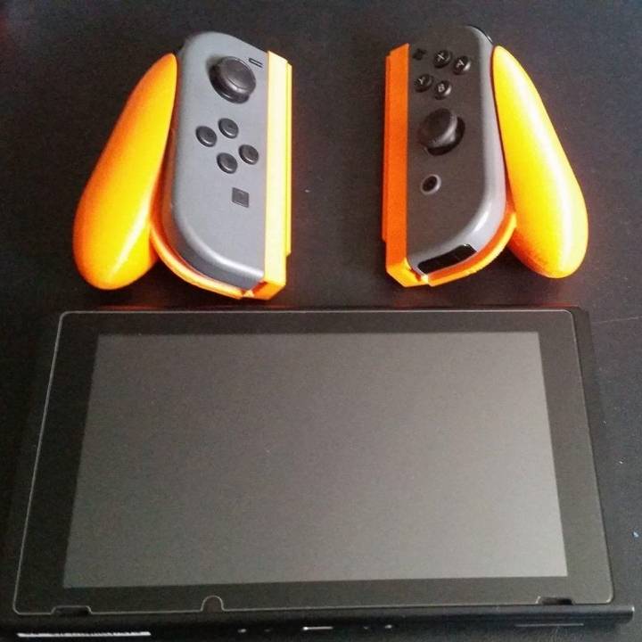 3D Printable Nintendo Switch attachable grip by Brandon Mott