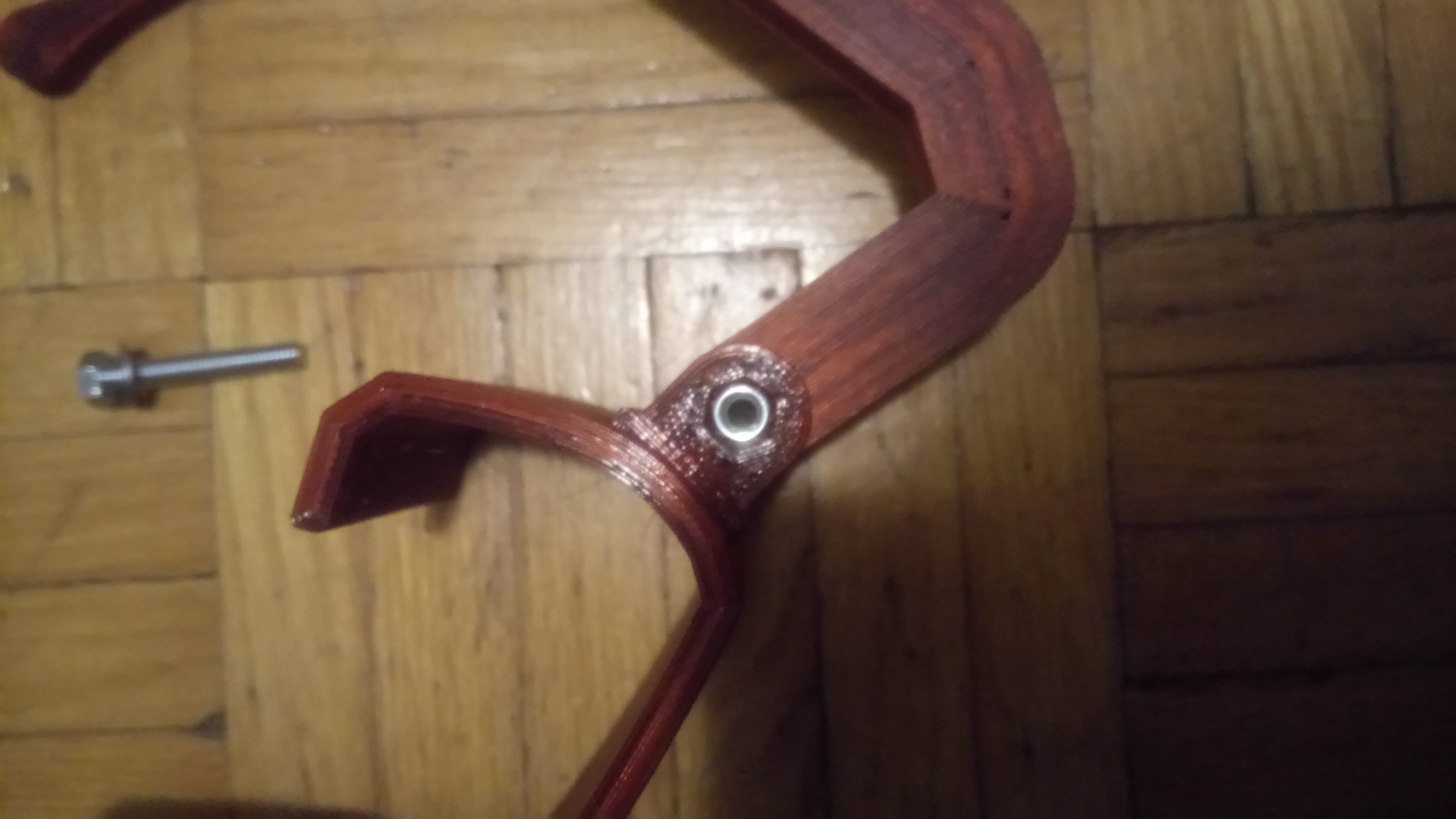 3D Printable Switch Pro Holder_V2 by Jeremy Delisle