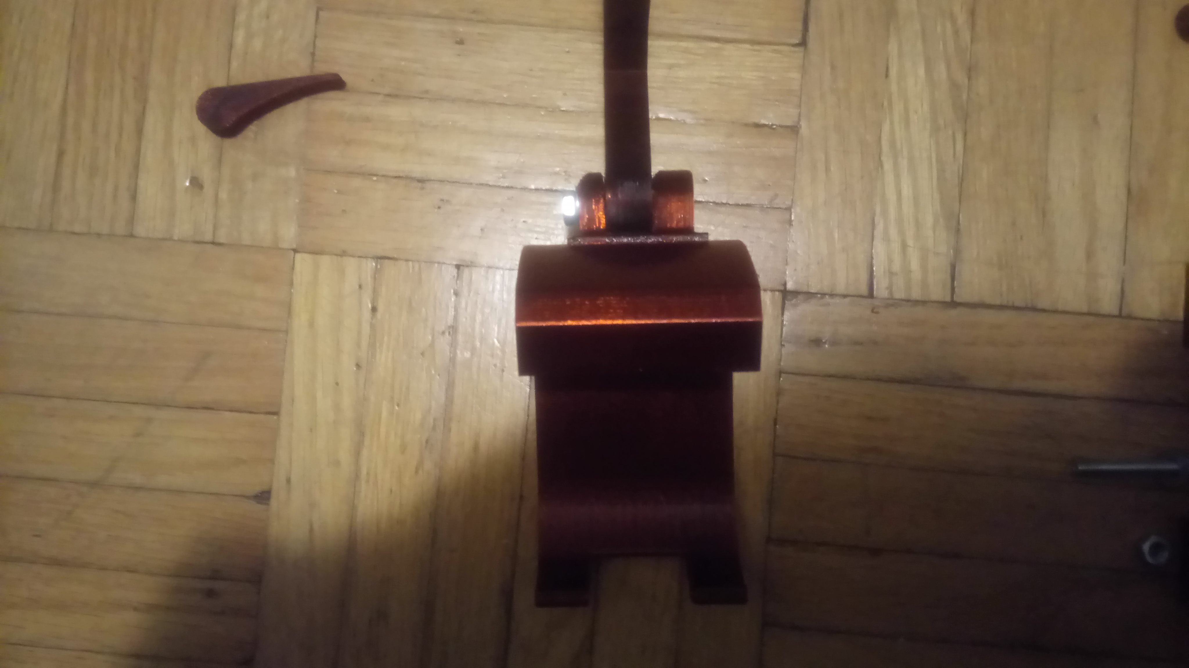 3D Printable Switch Pro Holder_V2 by Jeremy Delisle